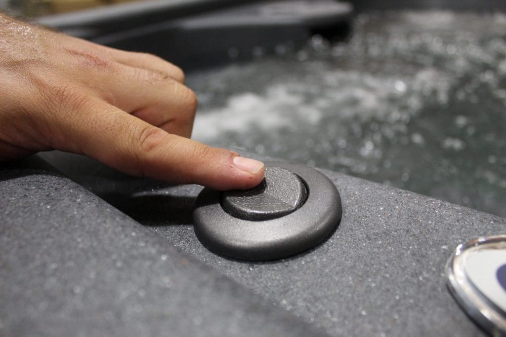Pür Spas Spartan | Sima Piscines & Spas